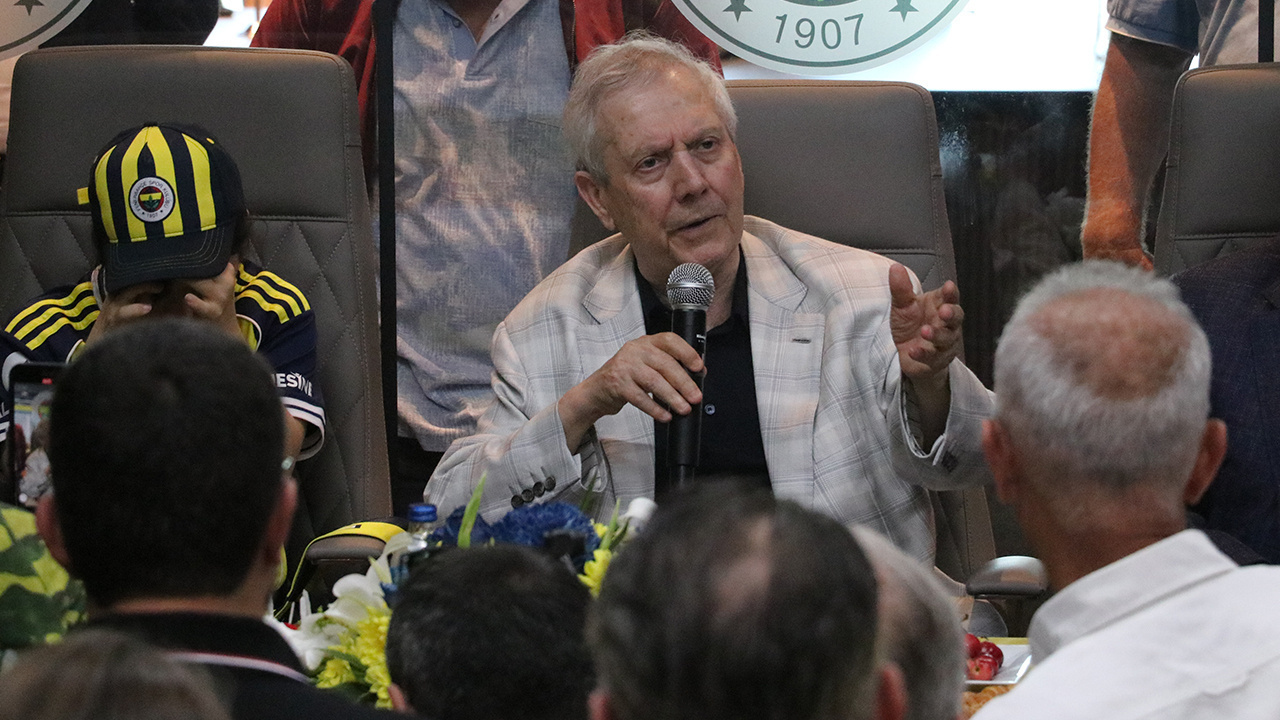 Fenerbahçe'nin efsanesi ''futbol aklı'' oldu: Aziz Yıldırım resmen açıkladı