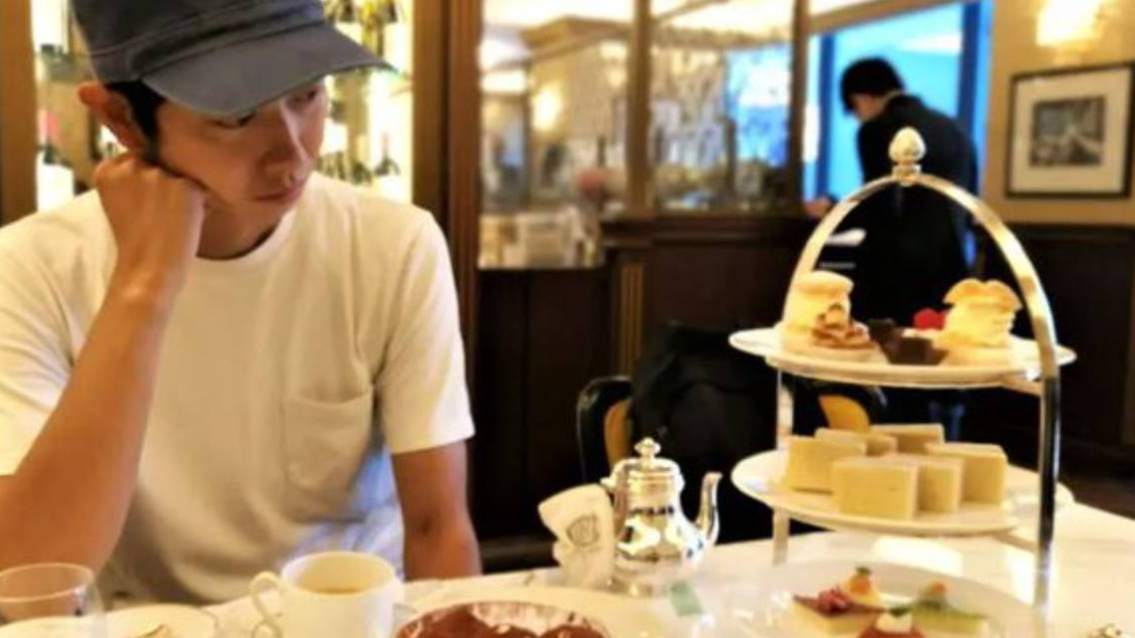 Dondurma yerken size eşlik edebilir! Bu Japon'u kiralayabilirsiniz