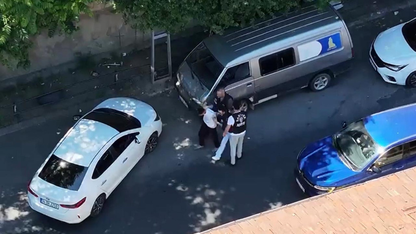 13 yaşındaki çocuk çaldığı minibüsle 84 kilometrelik İstanbul turu ...