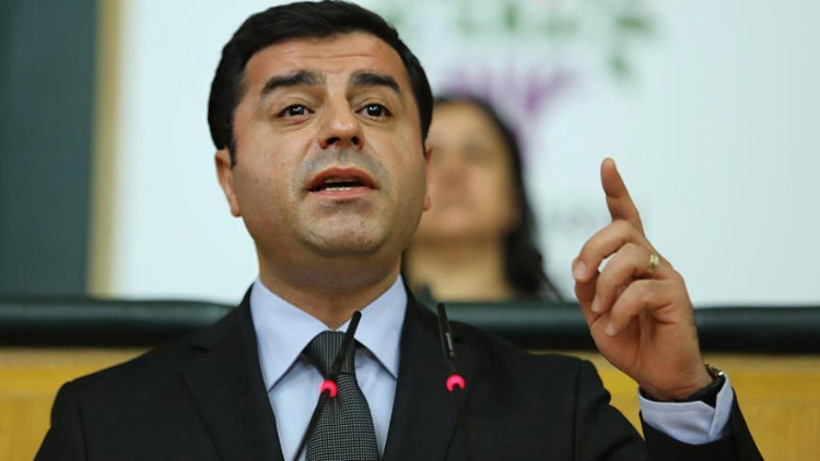 Selahattin Demirtaş Alman gazetesine mülakat verdi: CHP ve AKP için ne ...