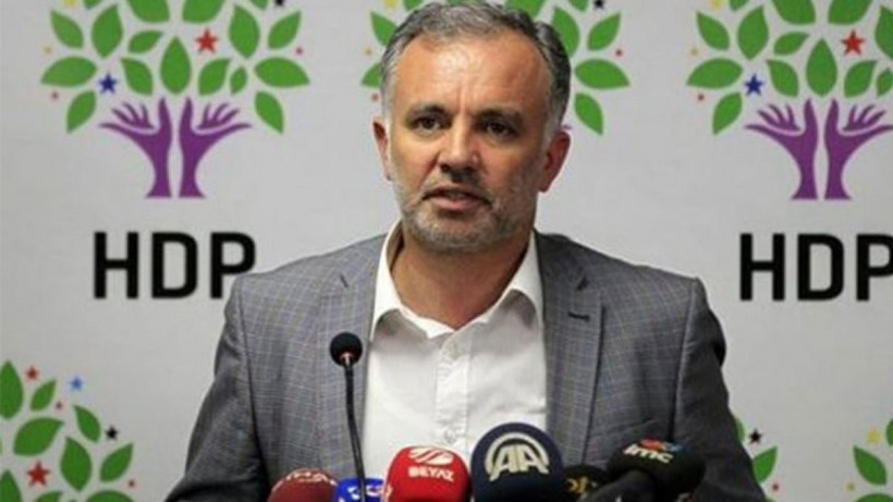 MHP'den HDP'ye geçmişti... Kars Belediyesi'nde makam koltukları dahil ...